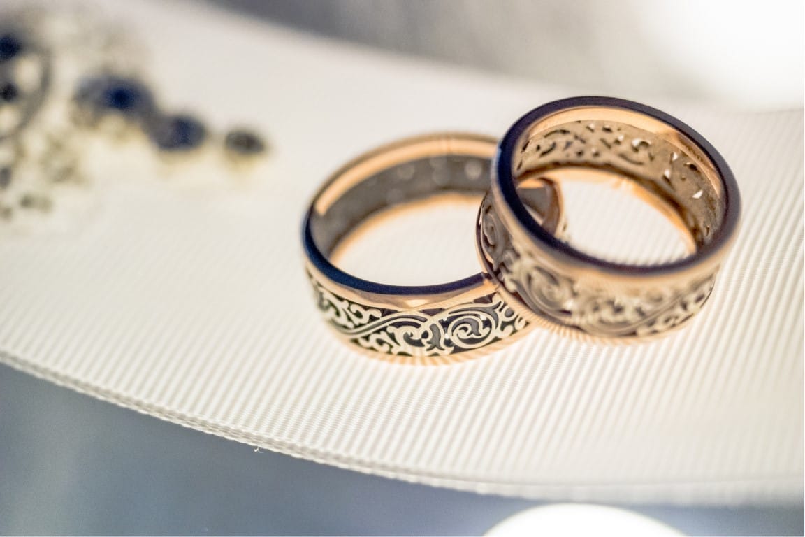 The Ultimate Guide to Wedding Ring Band Metals and Materials